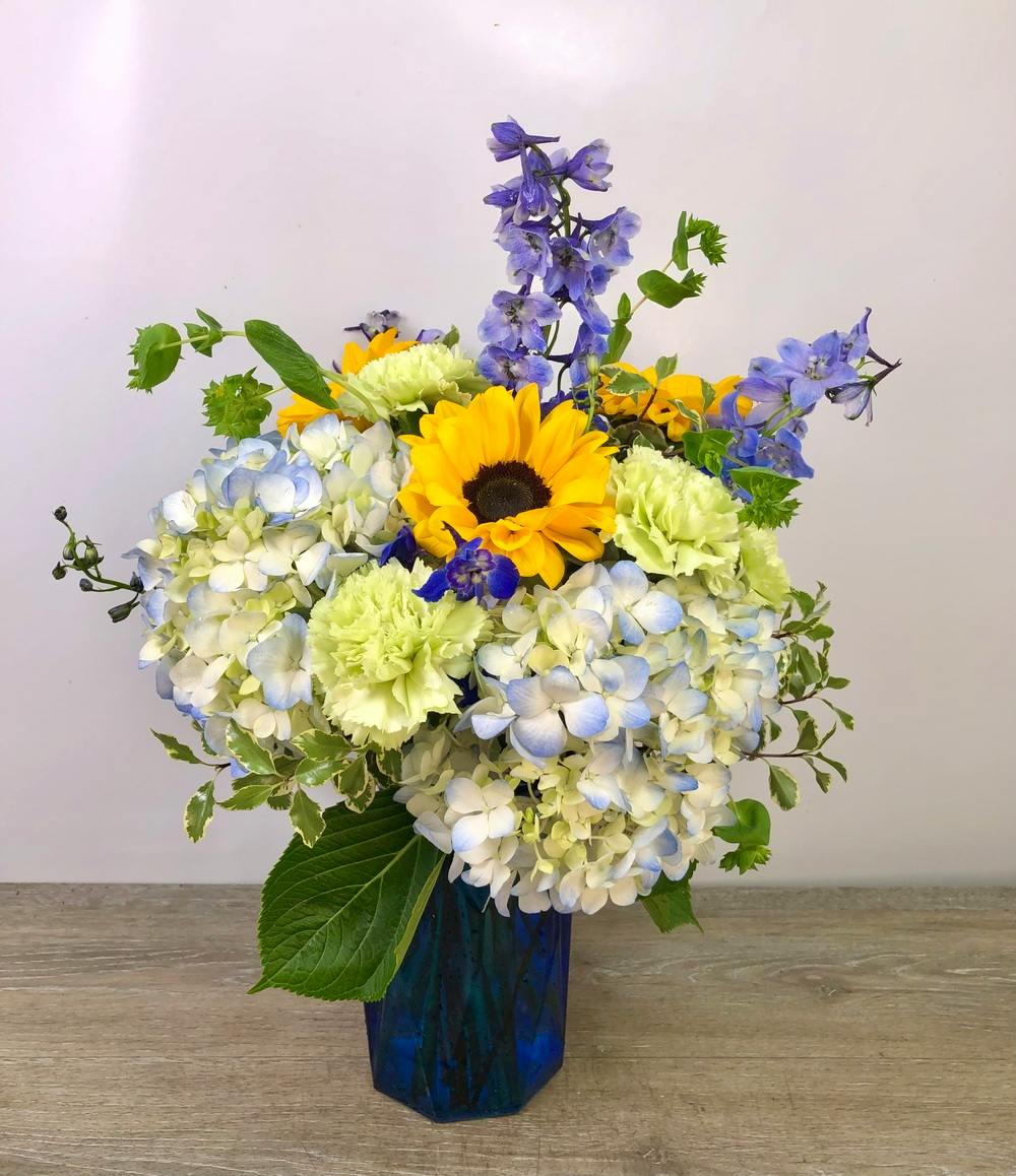 George's Flowers | Flower Delivery Roanoke, VA Florist